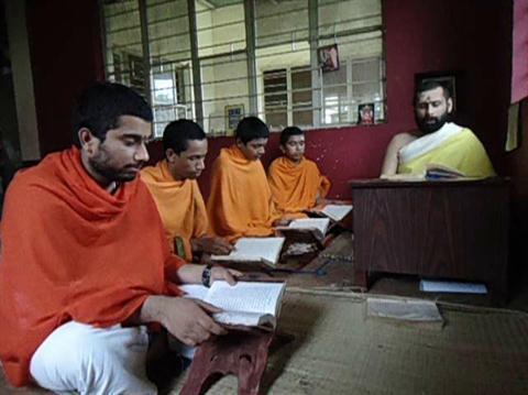 vedic-lifestyle/rituals/sixteen-samskaras/sanskar-introduction-in-hindi ...